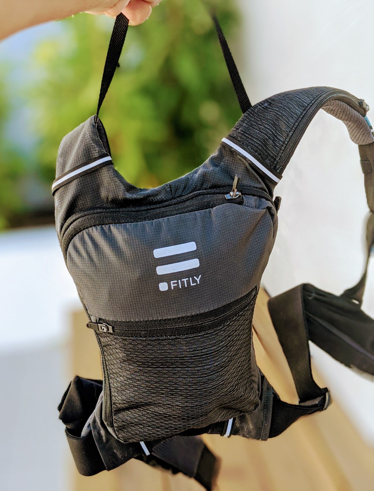 FITLY Sub90 Hydro Running Pack Review - grooVC
